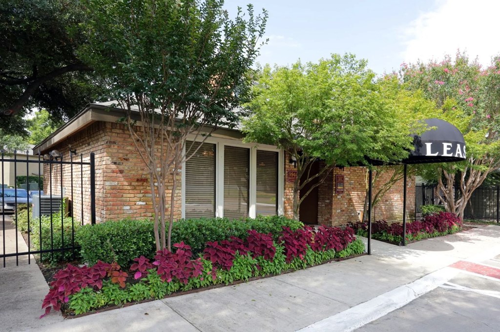 Ninety-Nine44 On Walnut Apartments, 9944 Walnut St, Dallas, TX - RentCafe