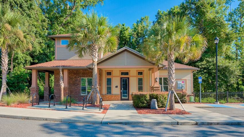 Apalachee Point Apartments, 1405 Southwood Plantation Rd, Tallahassee ...