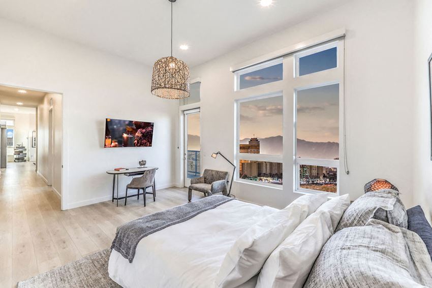 Ariva Luxury Residences Apartments, 11001 Las Vegas Blvd, Las Vegas, NV ...