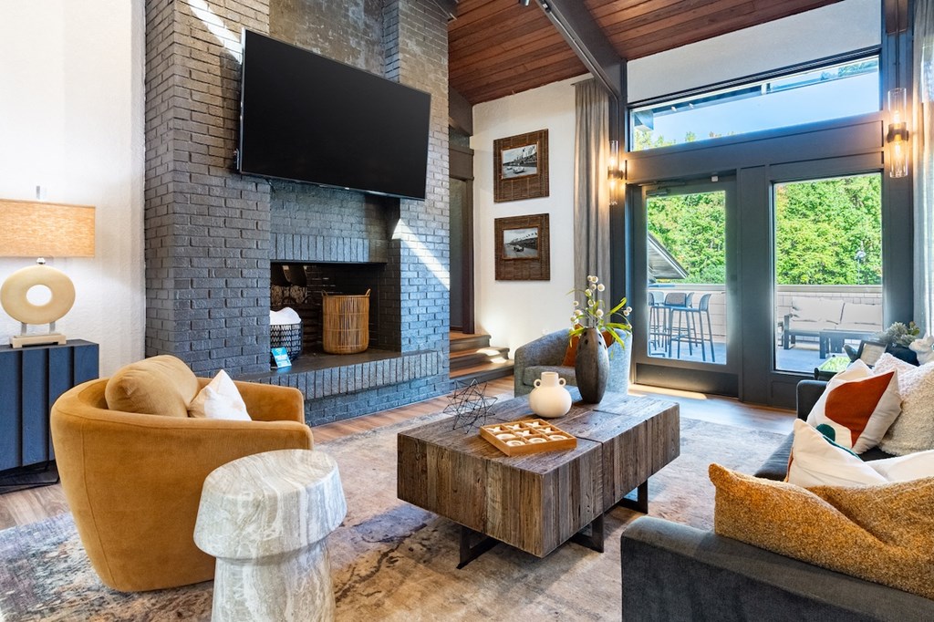 Yester Oaks Apartments, 100 Yester Oaks Way E, Greensboro, NC - RentCafe