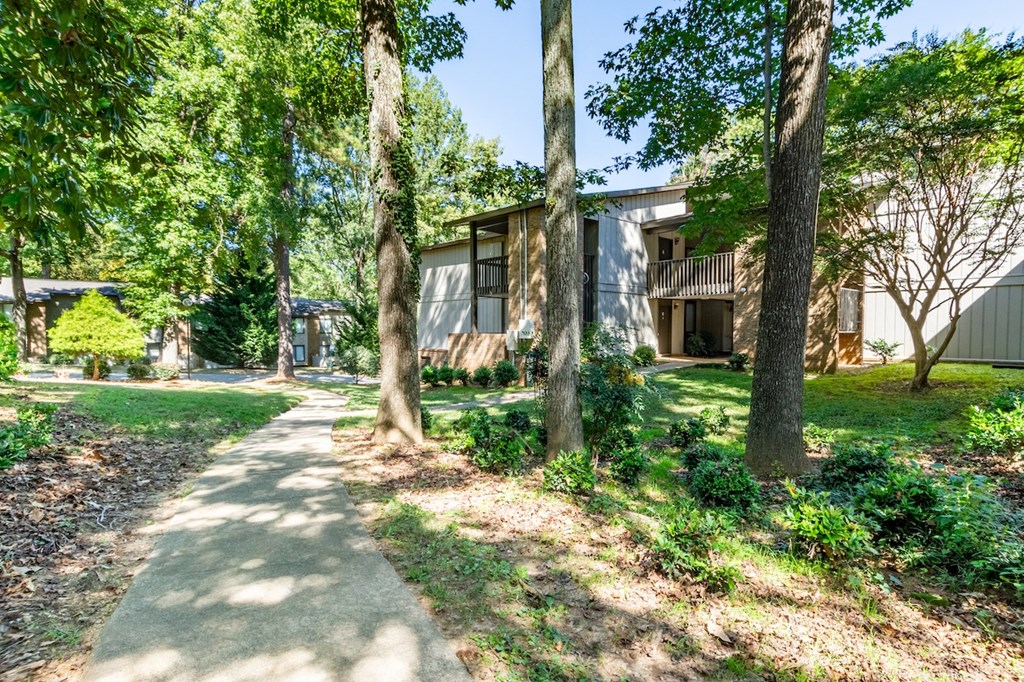 Yester Oaks Apartments, 100 Yester Oaks Way E, Greensboro, NC - RentCafe