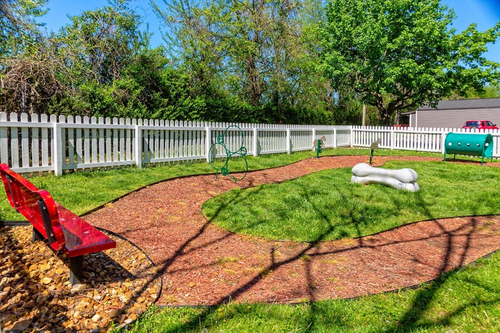 The Retreat At Indian Lake Apartments, 908 Cardinal Lane ...