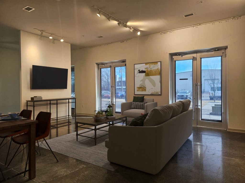 South Main Artspace Lofts Apartments, 138 St Paul Avenue, Memphis, TN ...