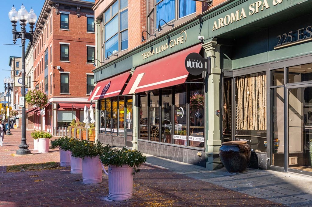 Washington Mill Apartments, 270 Canal Street, Lawrence, MA - RentCafe