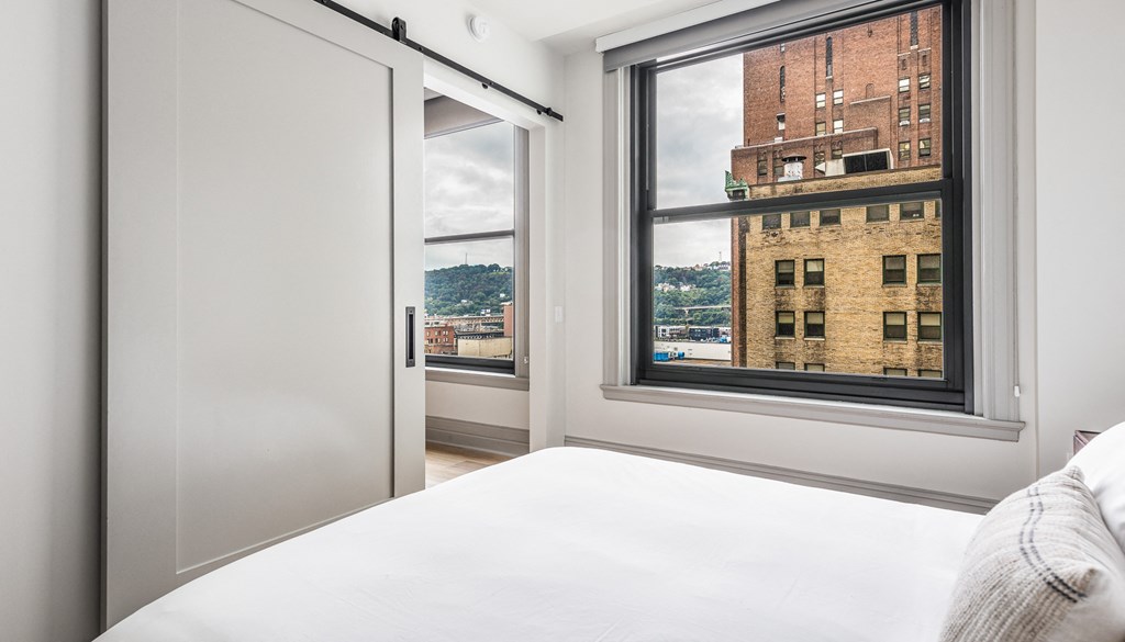 The Commonwealth Building Apartments, 316 Fourth Ave, Pittsburgh, PA ...