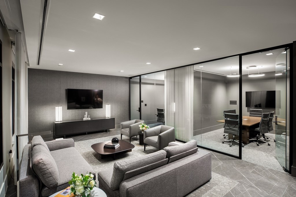 The Sterling At Regent Square Apartments, 3515 West Dallas Street ...