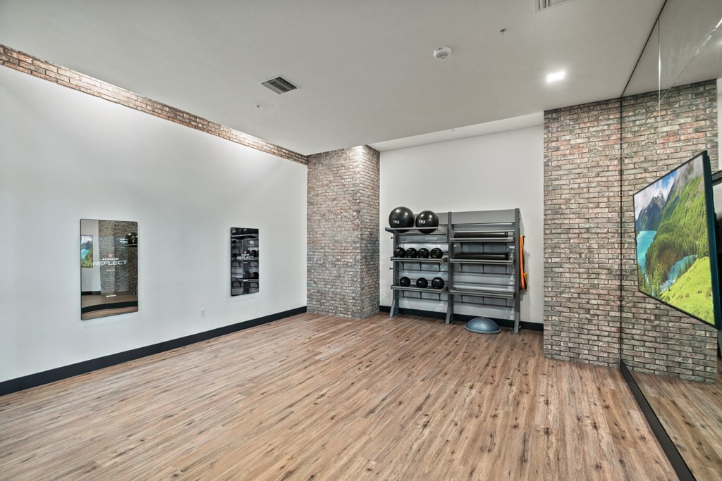 Windsor Ludlam Trail Apartments, 7004 SW 40th Street, Miami, FL - RentCafe