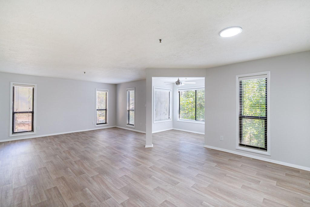 Ridge Crossings Apartments, 100 Tree Crossing Pkwy, Hoover, AL - RentCafe