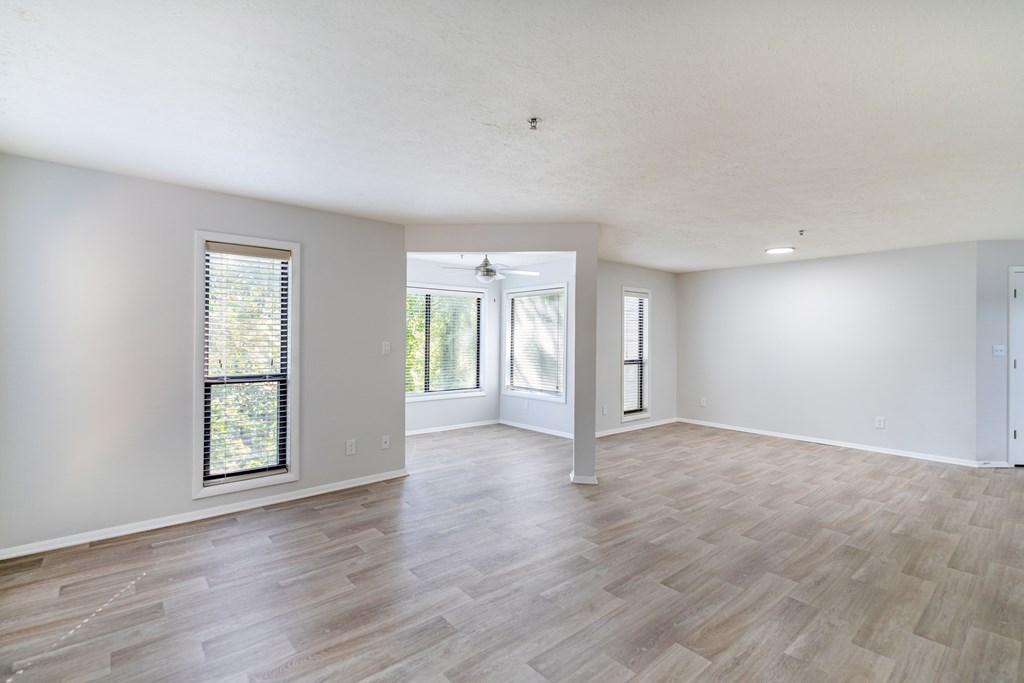 Ridge Crossings Apartments, 100 Tree Crossing Pkwy, Hoover, AL - RentCafe