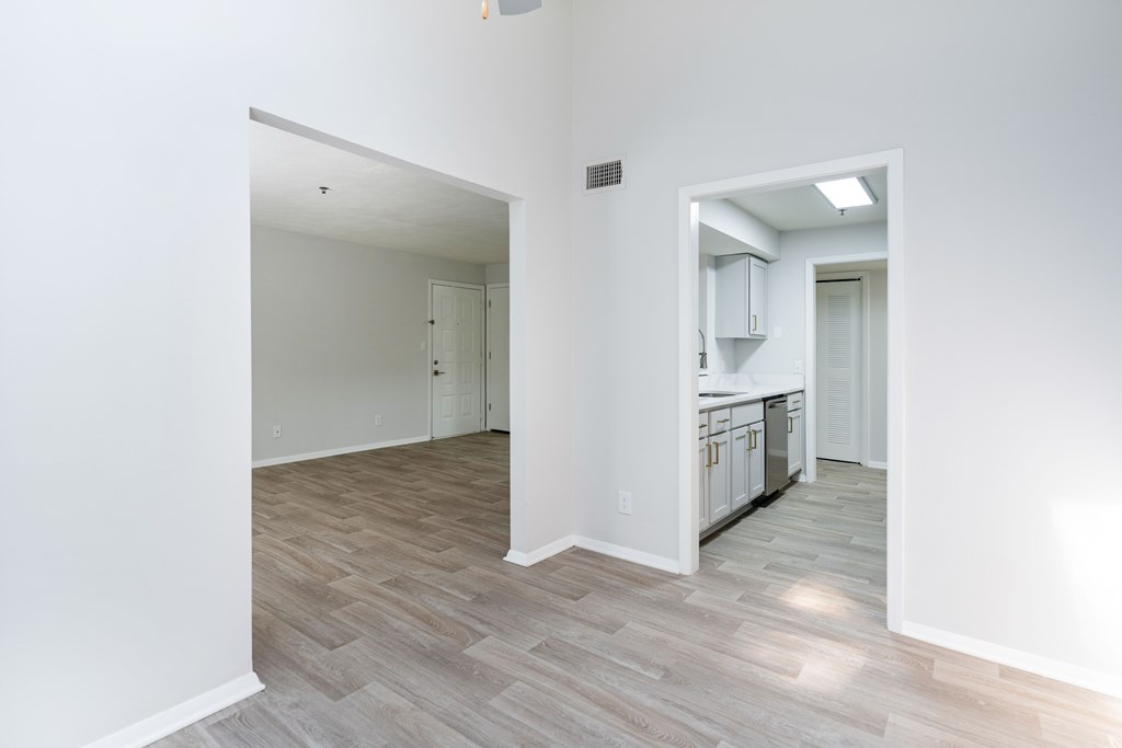 Ridge Crossings Apartments, 100 Tree Crossing Pkwy, Hoover, AL - RentCafe