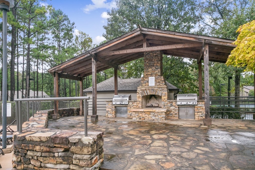 Ridge Crossings Apartments, 100 Tree Crossing Pkwy, Hoover, AL - RentCafe