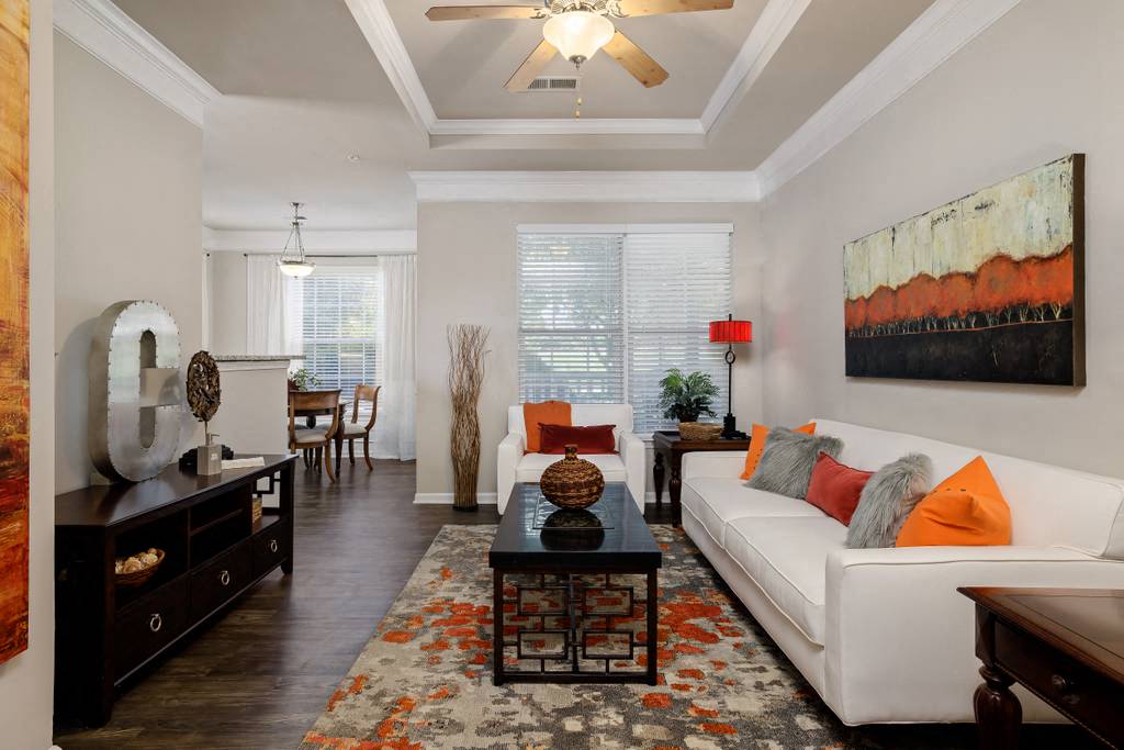 Cambridge Square Apartments, 10701 Ash St., Overland Park, KS - RentCafe