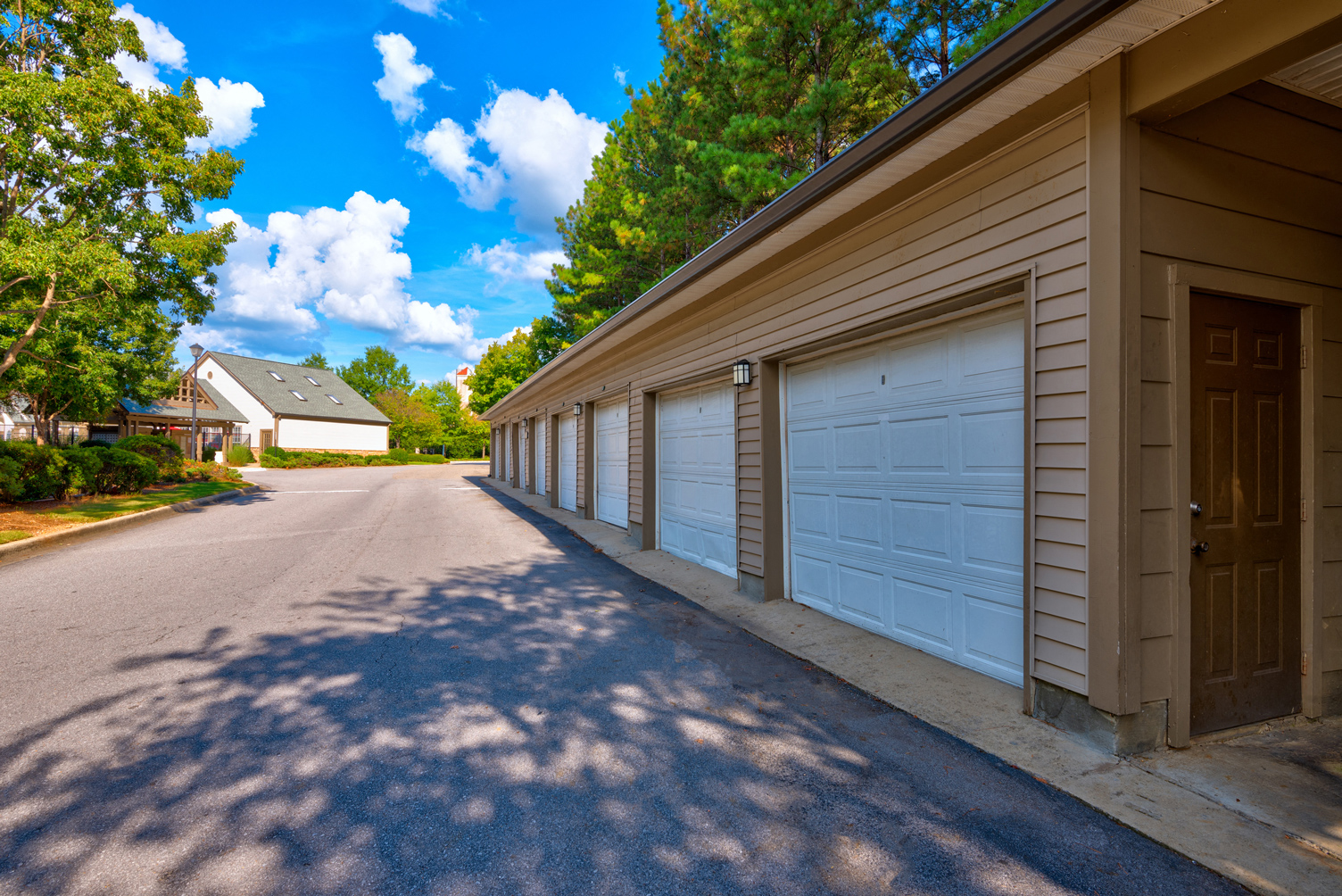 150 Summit Apartments, 150 Summit Place, Birmingham, AL - RentCafe