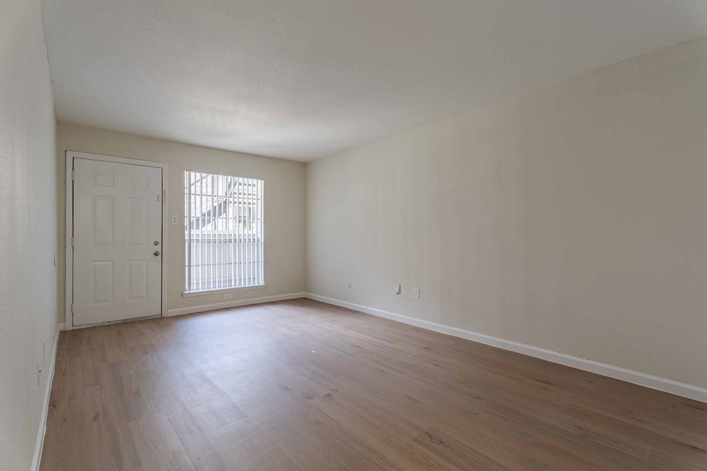The Reserve At City Center North Apartments, 2401 W. Sam Houston Pkwy N ...