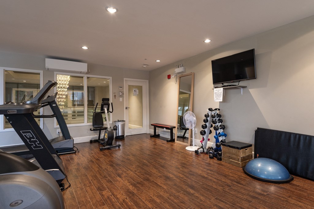 Royal Gardens Apartments, 671 Larry Uteck Boulevard, Bedford, NS - RentCafe