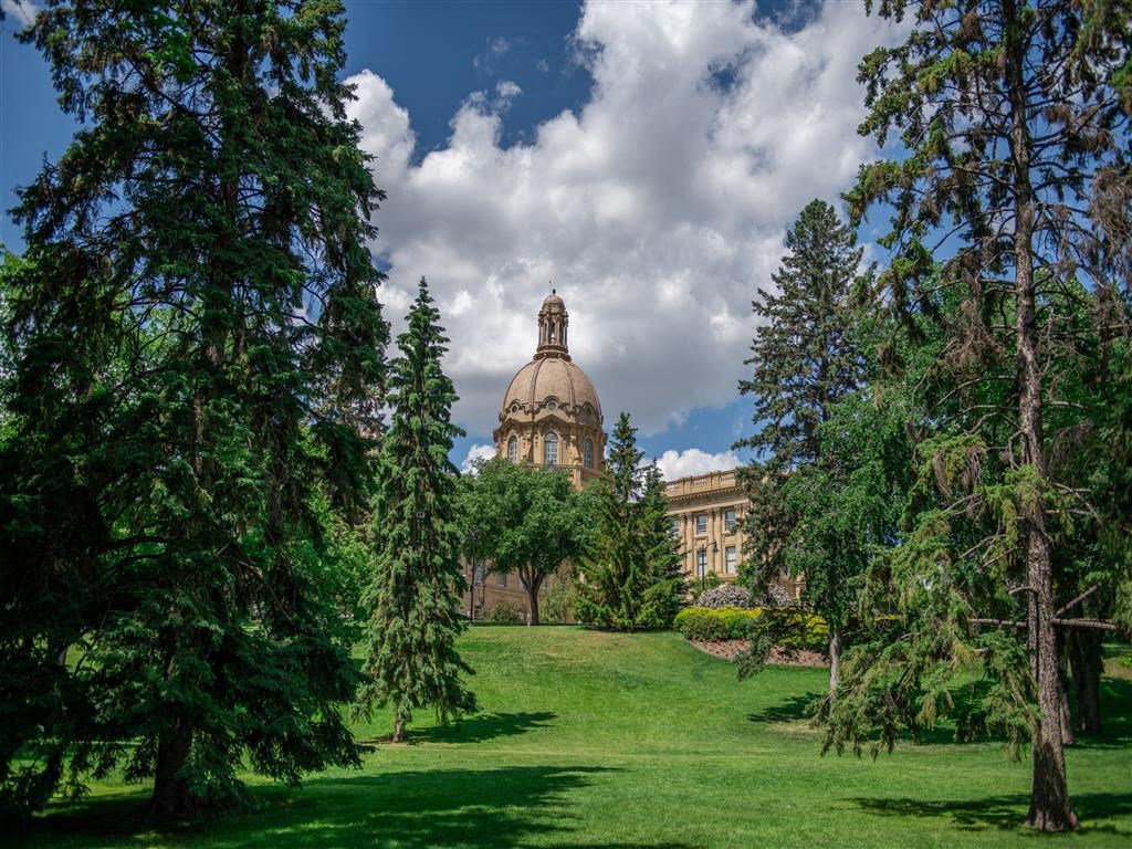 The Hendrix Apartments, 9733 111th Street, Edmonton, AB - RentCafe