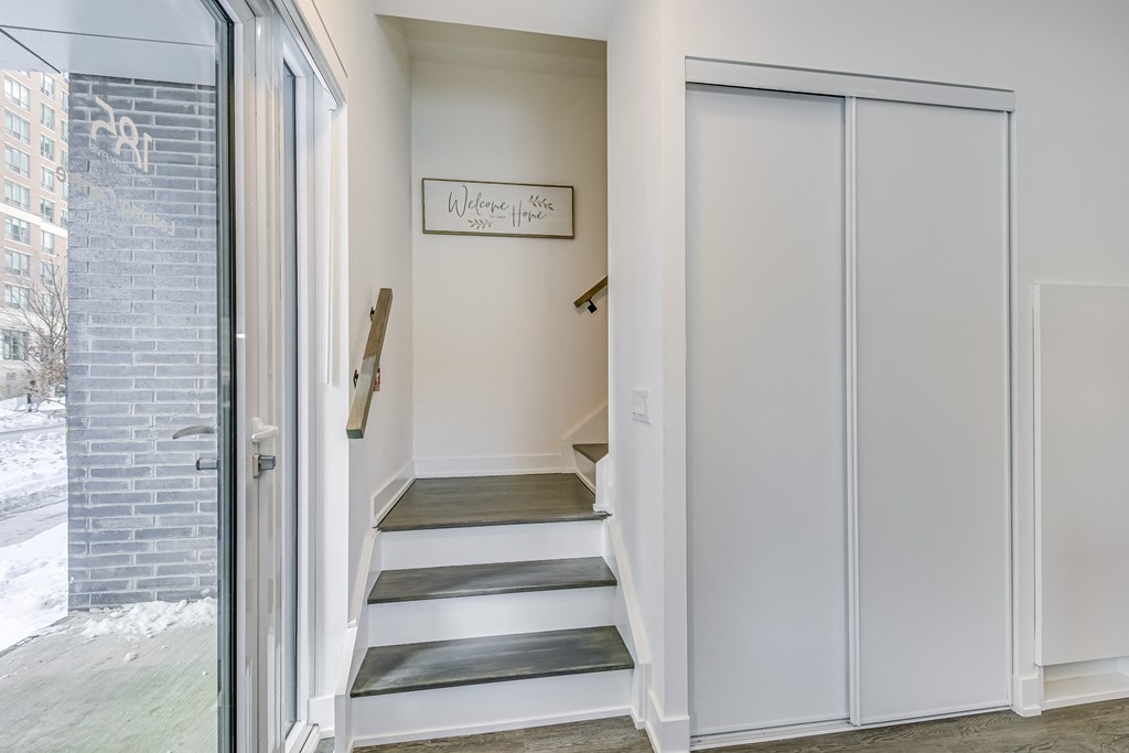 One Eighty Five Apartments, 185 Enfield Place, Mississauga, ON - RentCafe