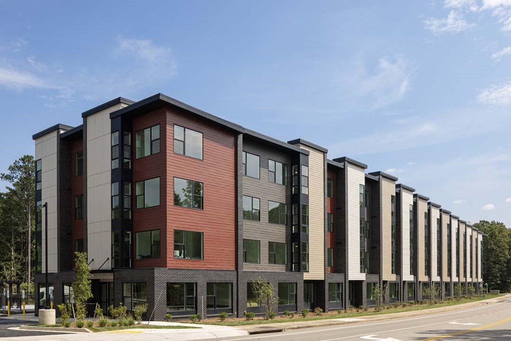 NOON Hioaks Apartments, 475 Hioaks Road, Richmond, VA - RentCafe