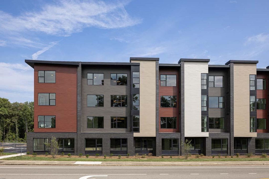 NOON Hioaks Apartments, 475 Hioaks Road, Richmond, VA - RentCafe