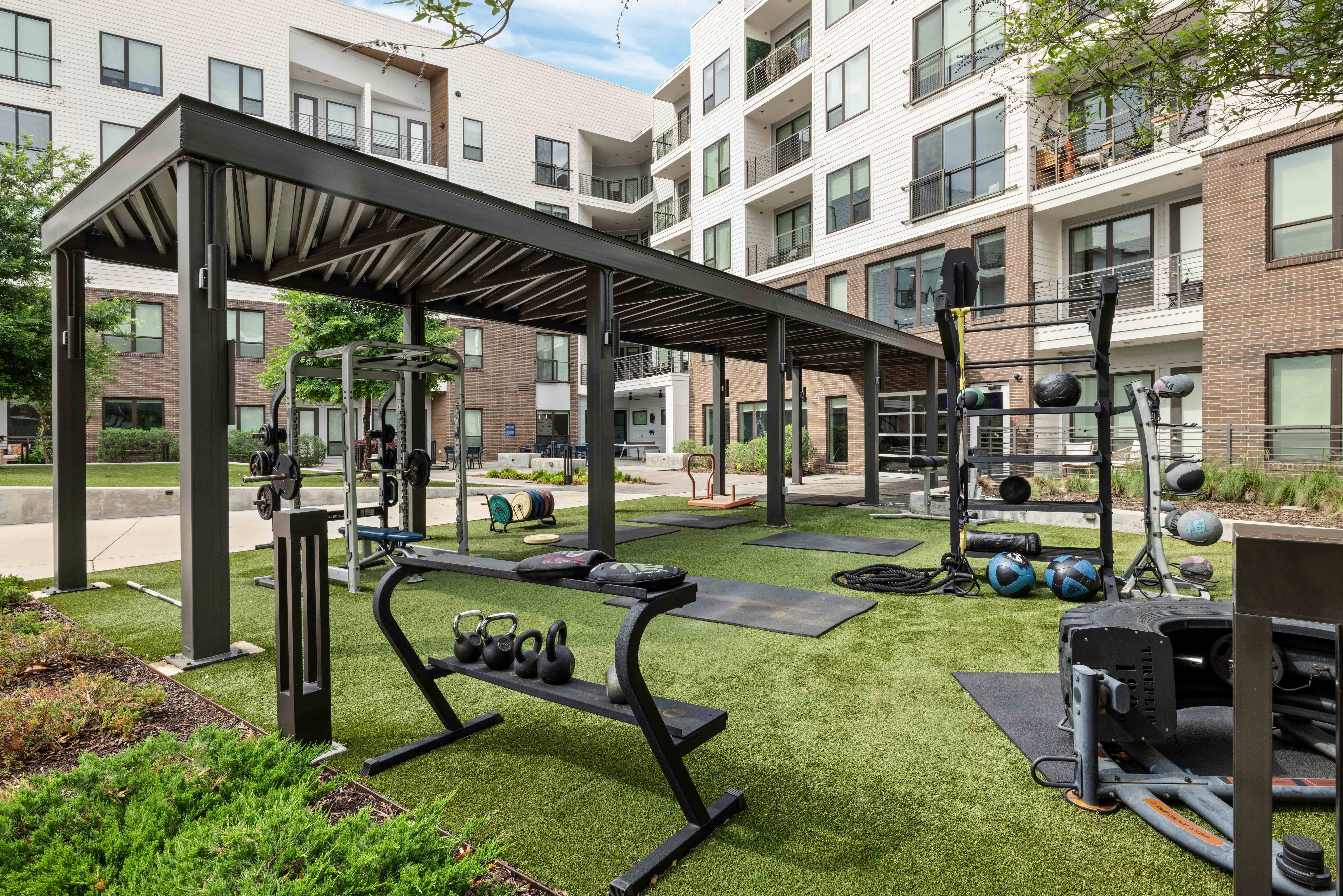 Bexley At Left Bank Apartments, 545 Harrold Street, Fort Worth, TX ...