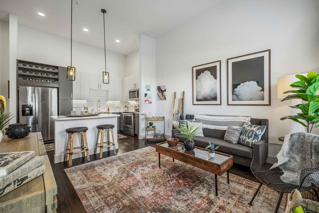 The Bowery At Southside Apartments, 220 E Broadway Ave, Fort Worth, TX ...