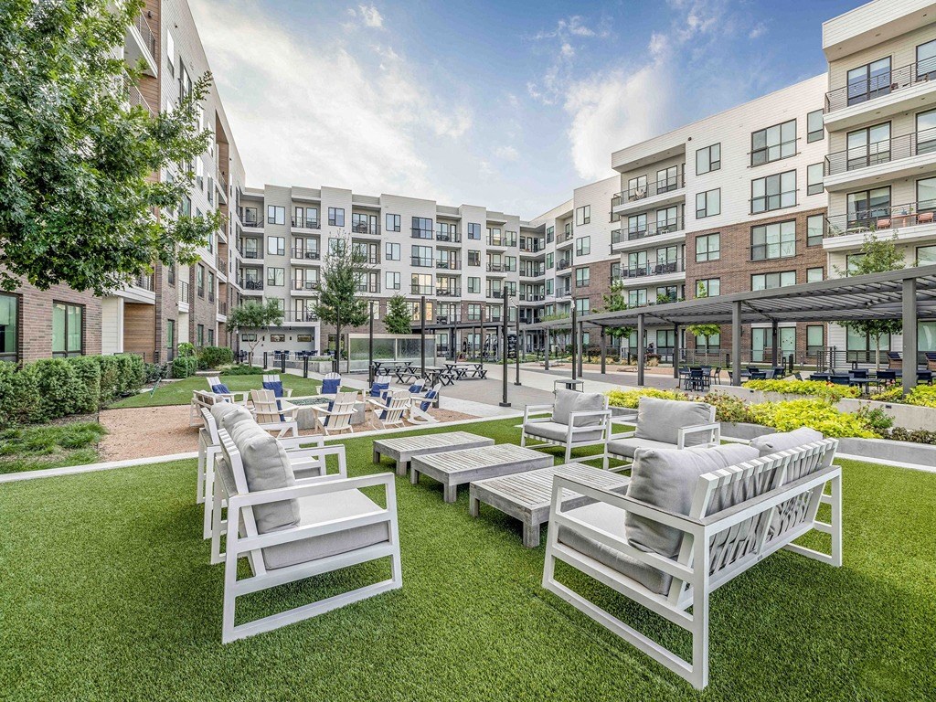 Bexley At Left Bank Apartments, 545 Harrold Street, Fort Worth, TX ...