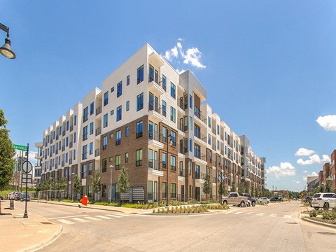 Bexley At Left Bank Apartments, 545 Harrold Street, Fort Worth, TX ...