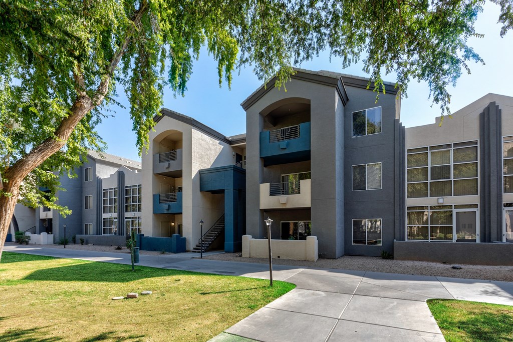 Sweetwater At Metro North Apartments, 2902 W Sweetwater Ave, Phoenix ...