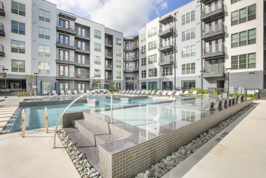 Beckley On Trinity Apartments, 111 Morgan Avenue, Dallas, TX - RentCafe