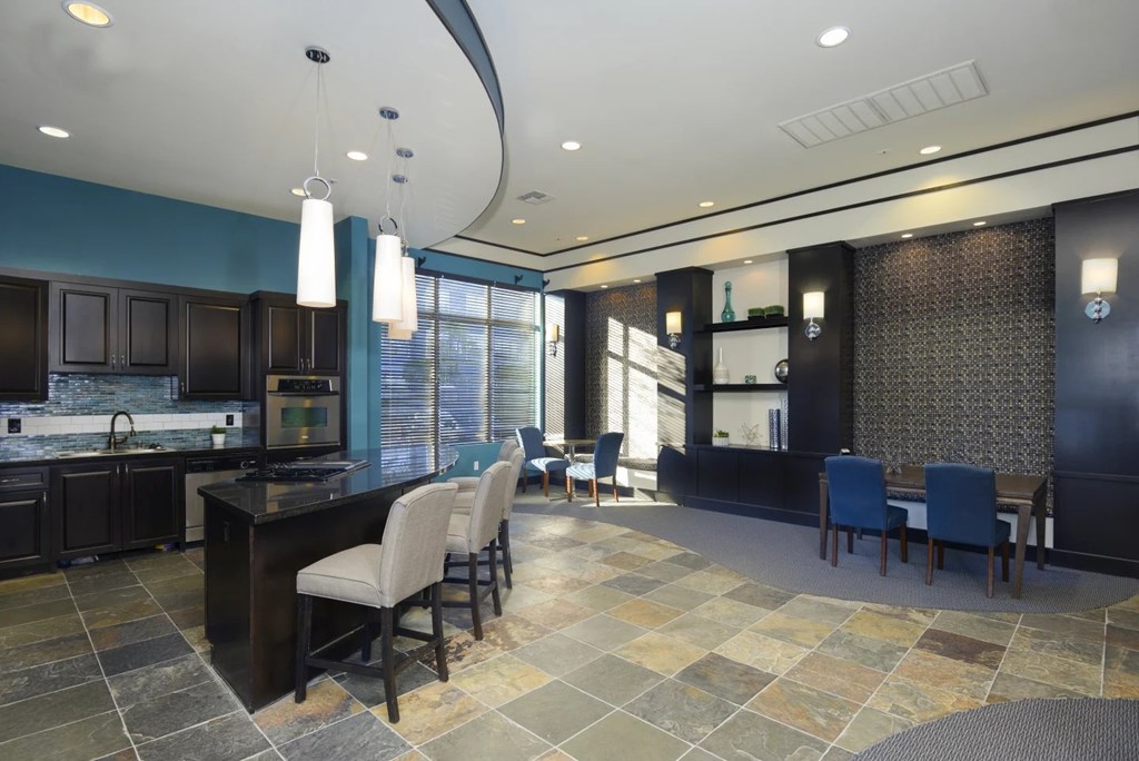 Azure Apartment Homes, 650 E Azure Ave, North Las Vegas, NV - RentCafe