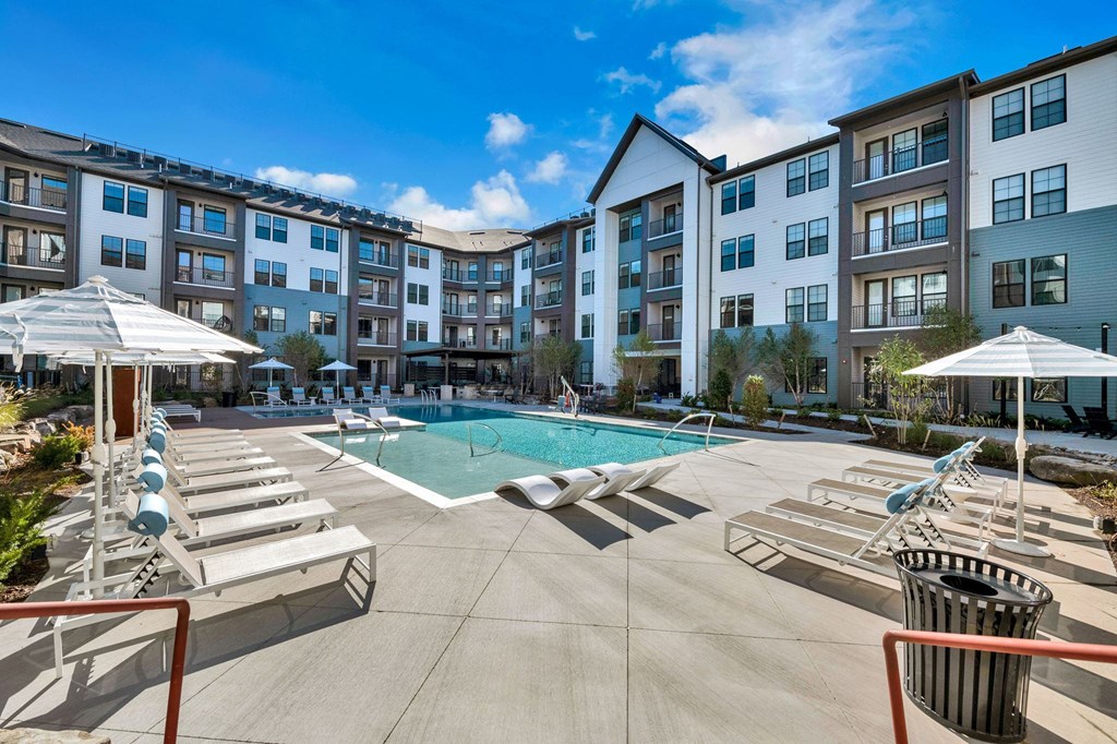 District 757 Apartments, 6163 Kempsville Circle, Norfolk, VA - RentCafe