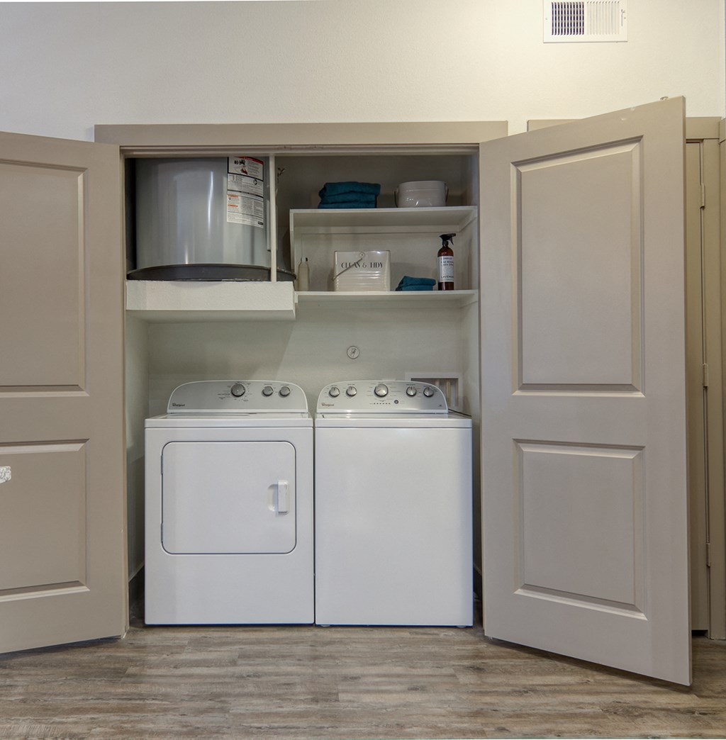 Fifty02 Westover Hills Apartments, 5002 Wiseman Blvd, San Antonio, TX ...