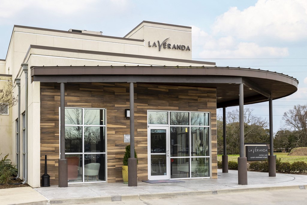 La Veranda At Polly Lane Apartments, 210 Polly Ln, Lafayette, LA - RentCafe