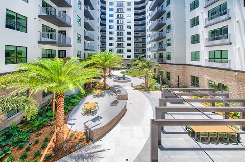 MAA Robinson Apartments, 310 North Orange Avenue, Orlando, FL - RentCafe