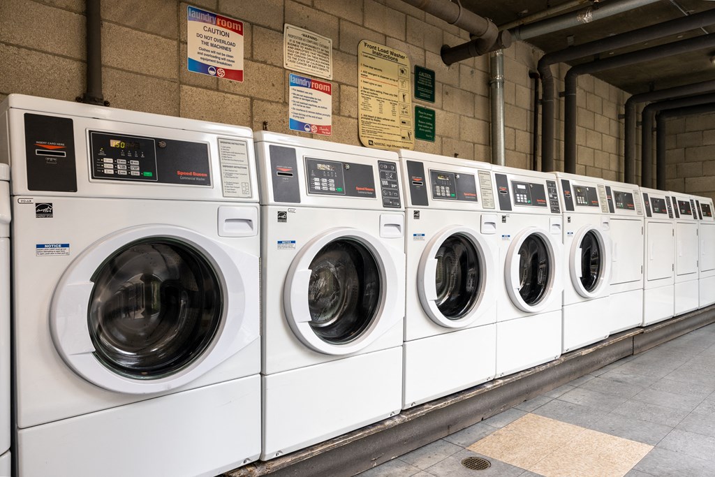 Parc Ridge Apartments, 9555-9575 Reseda Blvd., Northridge, CA - RentCafe