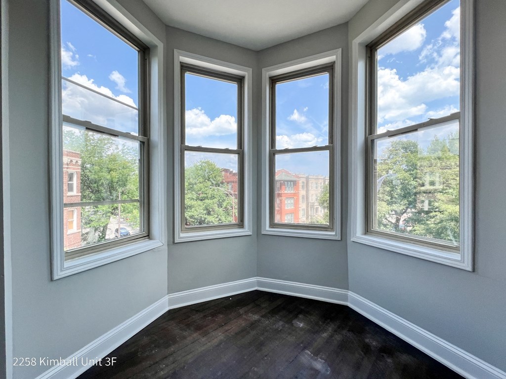 2258 N Kimball Rentals - Chicago, IL - RentCafe