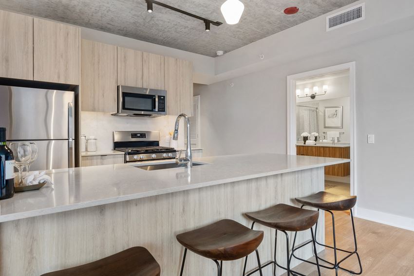 Sage West Loop Apartments, 1044 W Van Buren St, Chicago, IL - RentCafe