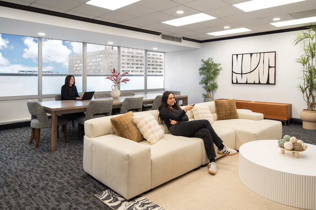 Vision On Lombard Apartments, 301 W Lombard St, Baltimore, MD - RentCafe