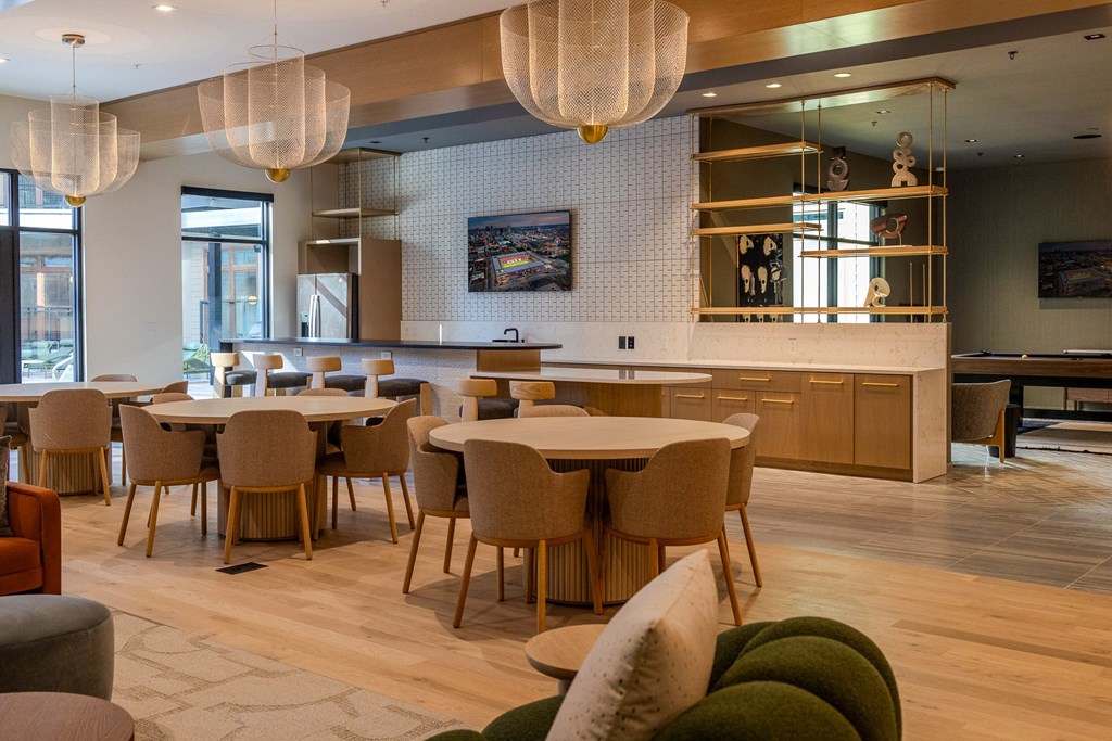 The Clover At Olive Crossing Apartments, 9150 Olive Crossing, Olivette ...