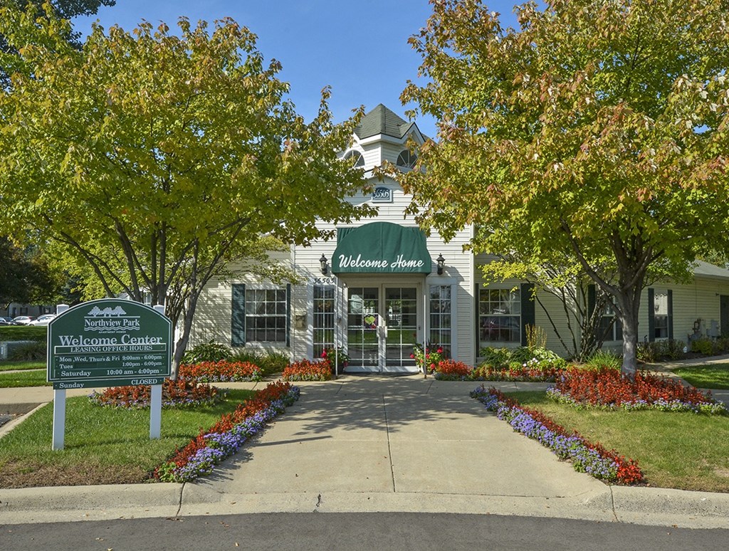 Northview Park Apartments, 36505 Northview Blvd., Sterling Heights, MI ...