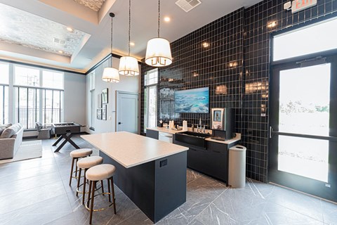 Retreat At Citygate Apartments, 1905 Stelzer Rd, Columbus, OH - RentCafe