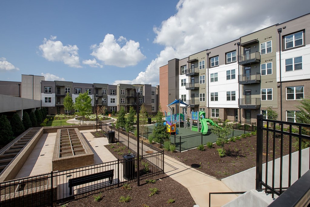 Ashley Scholars Landing I Apartments, 669 Atlanta Student Movement Blvd ...