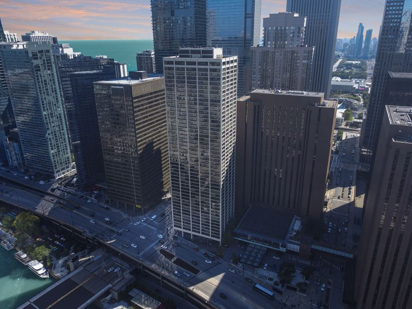 Columbus Plaza Apartments, 233 East Wacker Drive, Chicago, IL - RentCafe