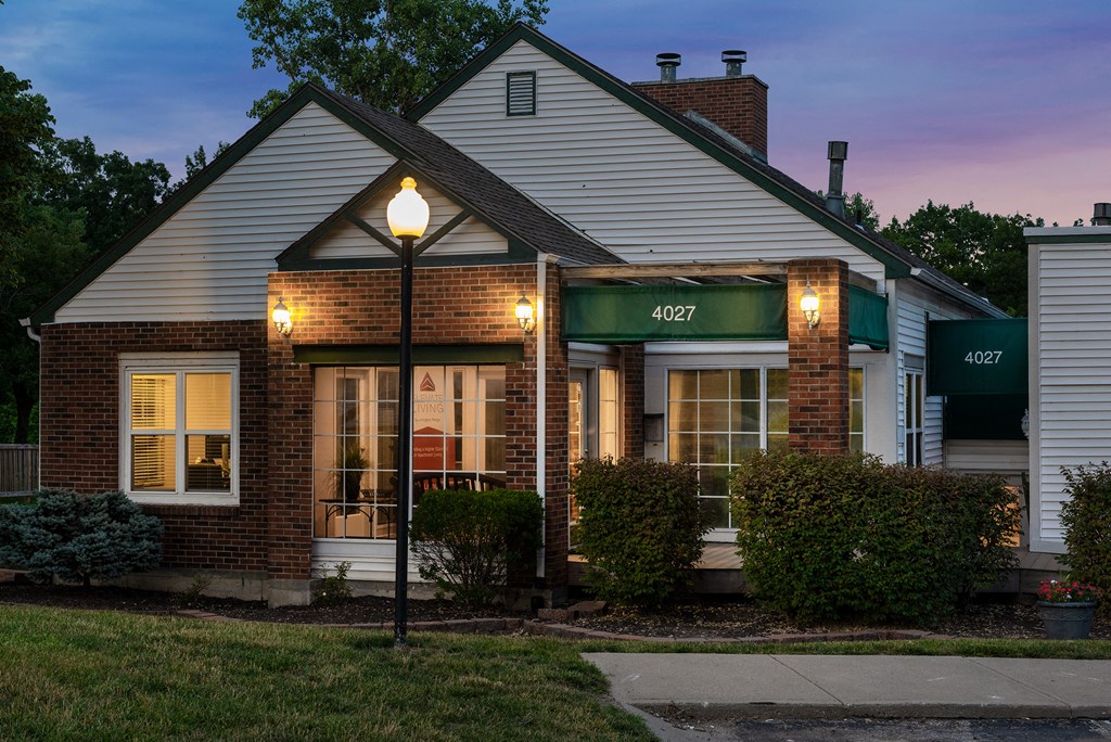 Bennington Ridge Apartments, 4027 North Bennington Ave., Kansas City ...