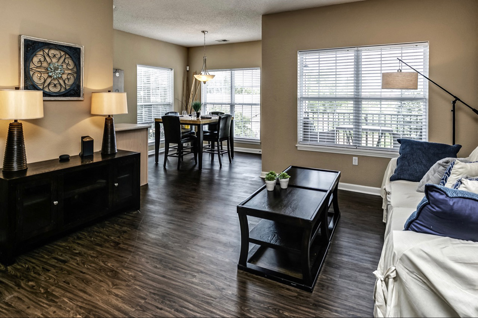 Best 3 Bedroom Apartments in Omaha, NE: from $1,250 | RentCafe