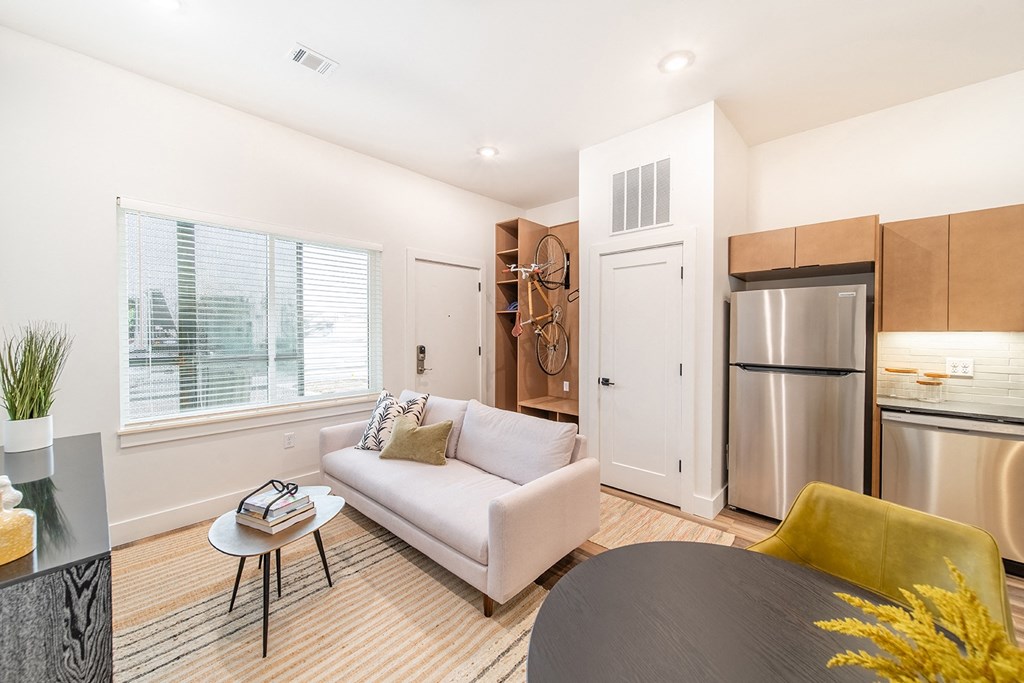 Coler Crossing Apartments, 250 N Walton Blvd, Bentonville, AR - RentCafe