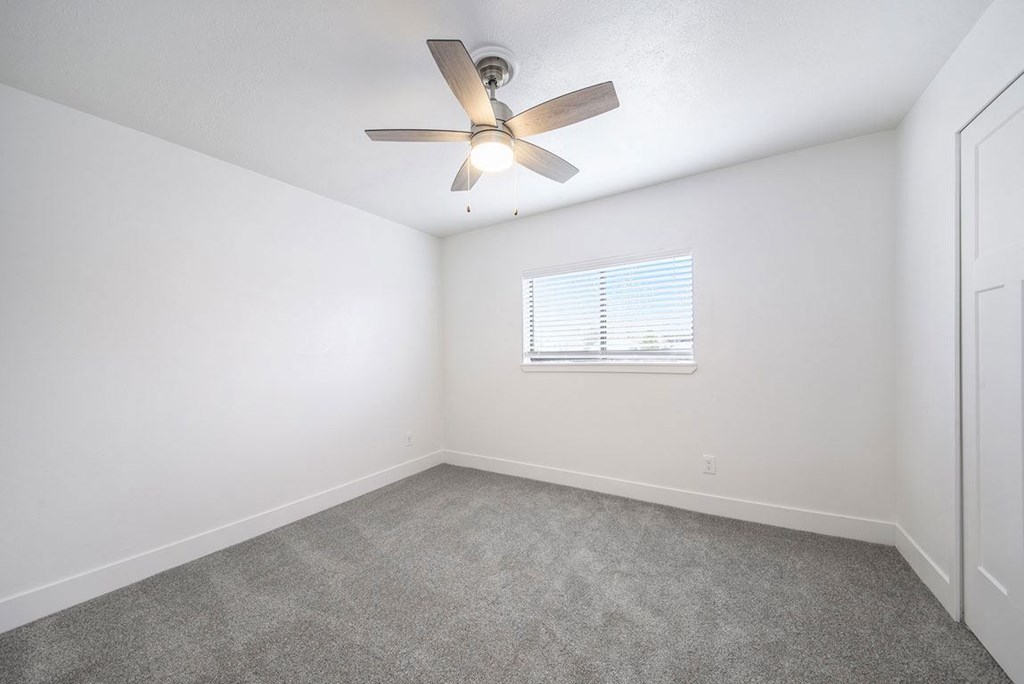 Green Ridge Apartments, 3359 Ridgeview Drive NW, Grand Rapids, MI ...