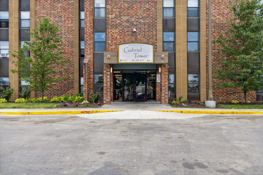 Gabriel Tower Apartments, 1600 Jackson Ave, Kansas City, MO - RentCafe