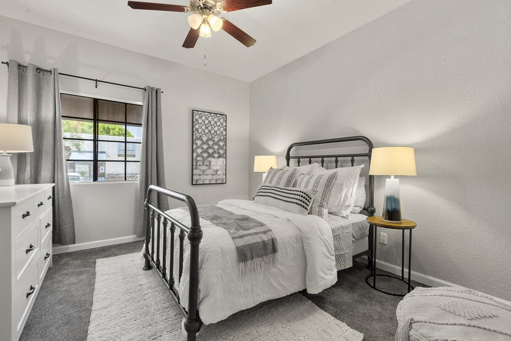 Vaseo Apartments, 16220 N. 7th St, Phoenix, AZ - RentCafe