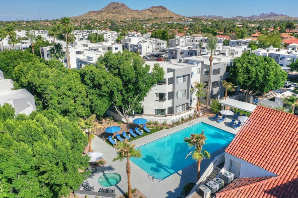 Vaseo Apartments, 16220 N. 7th St, Phoenix, AZ - RentCafe